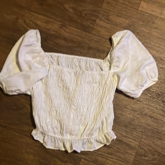 Style Envy | Tops | Style Envy White Puff Sleeve Smocked Blouse | Poshmark